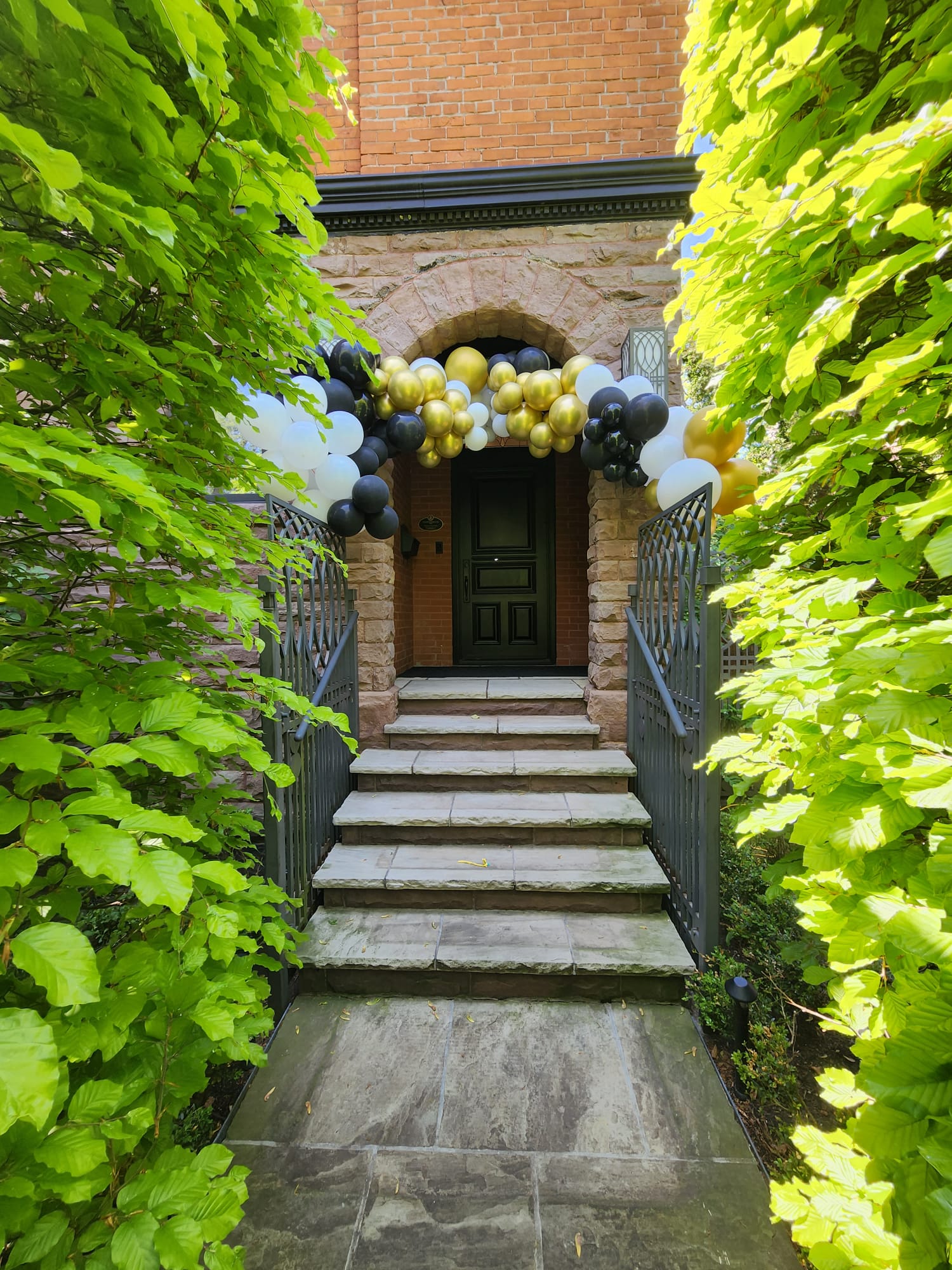 Hamilton Balloon Delivery